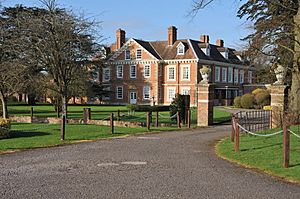 Clopton House Facts for Kids