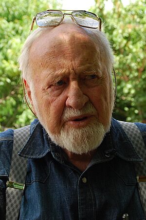 Bill Mollison Facts for Kids