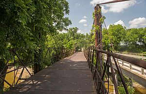 Bluff Dale Suspension Bridge Facts for Kids