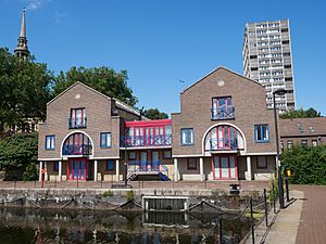 Shadwell Basin Facts for Kids