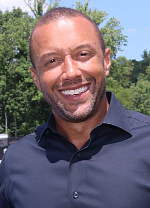 Sashi Brown Facts for Kids