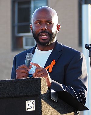 Mike Gipson Facts for Kids