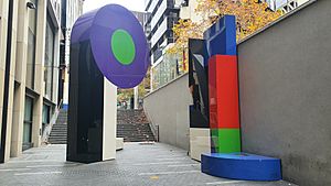 Emily Floyd Facts For Kids