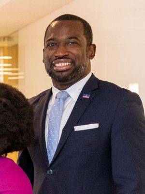 Levar Stoney Facts for Kids