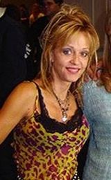 Linnea Quigley Facts for Kids