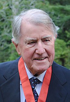 Neville Wran Facts for Kids
