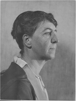 Marion Long Facts for Kids