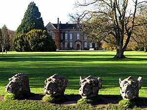 Wallington Hall Facts for Kids