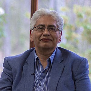 Carlos Castillo-Chavez Facts for Kids