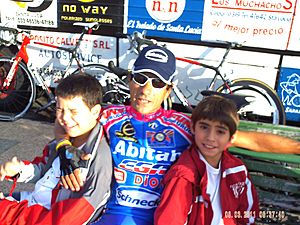 Jorge Bravo Facts for Kids