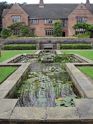 Goddards House and Garden Facts for Kids