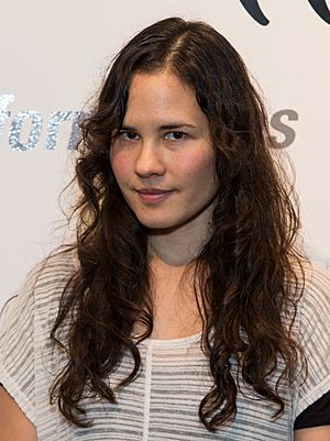 Laurel Nakadate Facts for Kids