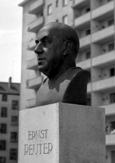 Ernst Reuter Facts for Kids