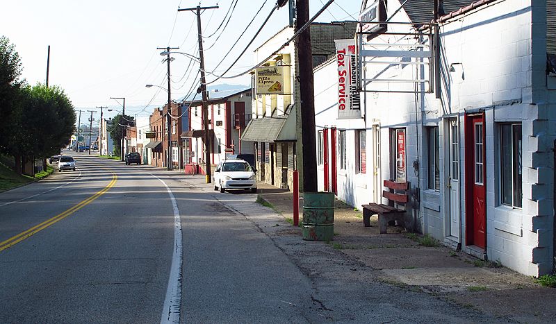 Image: West Dupont Avenue - Belle, West Virginia