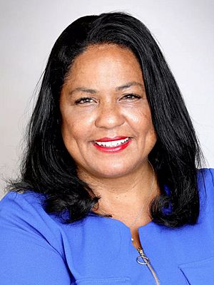 Heather Hutt Facts for Kids