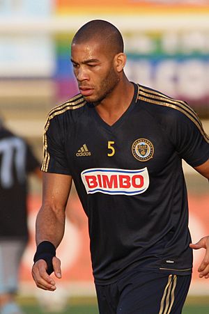 Oguchi Onyewu Facts for Kids