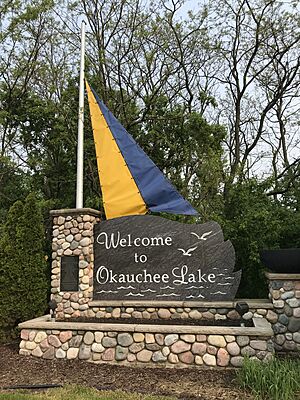Okauchee Lake, Wisconsin Facts for Kids