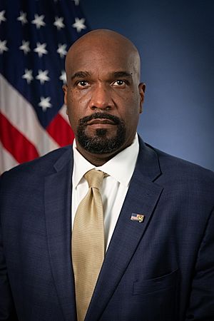 Kenneth L. Parker Facts for Kids