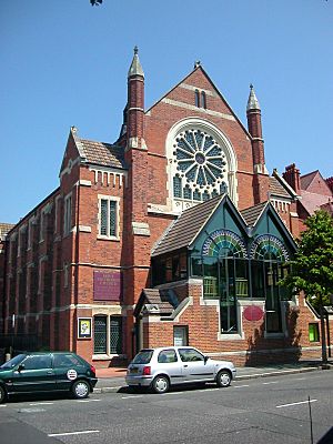 Hove Methodist Church Facts for Kids