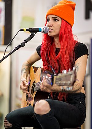 Lights (musician) Facts for Kids