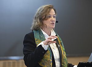 Christine Petit Facts for Kids