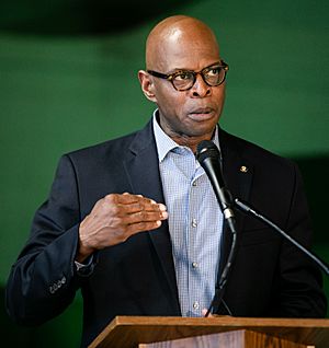 Stephen Kinsey Facts for Kids