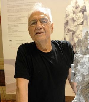 Frank Gehry Facts for Kids