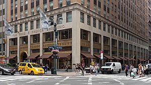 Fred F. French Building Facts for Kids