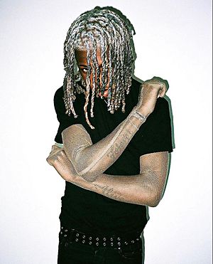 Destroy Lonely Facts for Kids