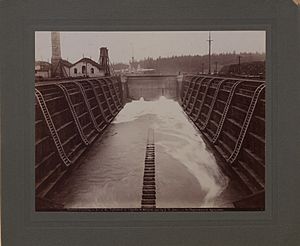 Esquimalt Royal Navy Dockyard Facts for Kids
