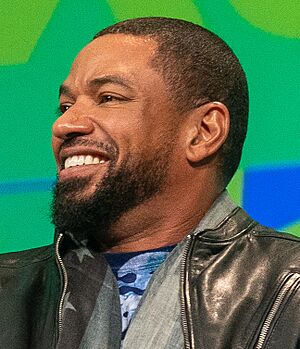 Laz Alonso Facts for Kids