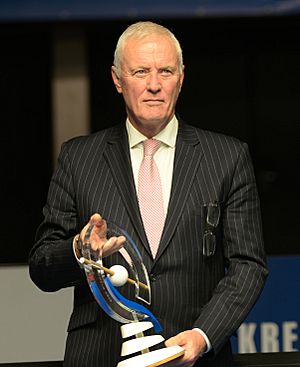 Barry Hearn Facts for Kids